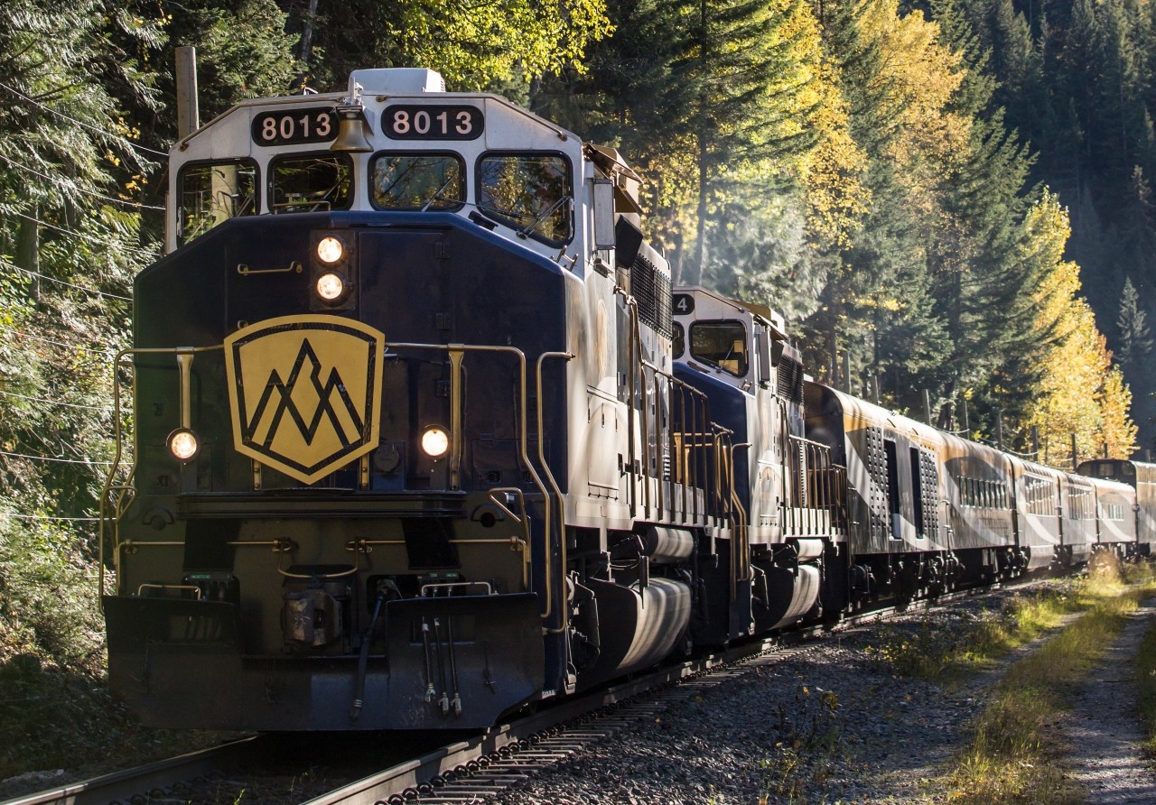 Rocky Mountaineer: The Gold List 2021 - Best Luxury Train - IM First Class