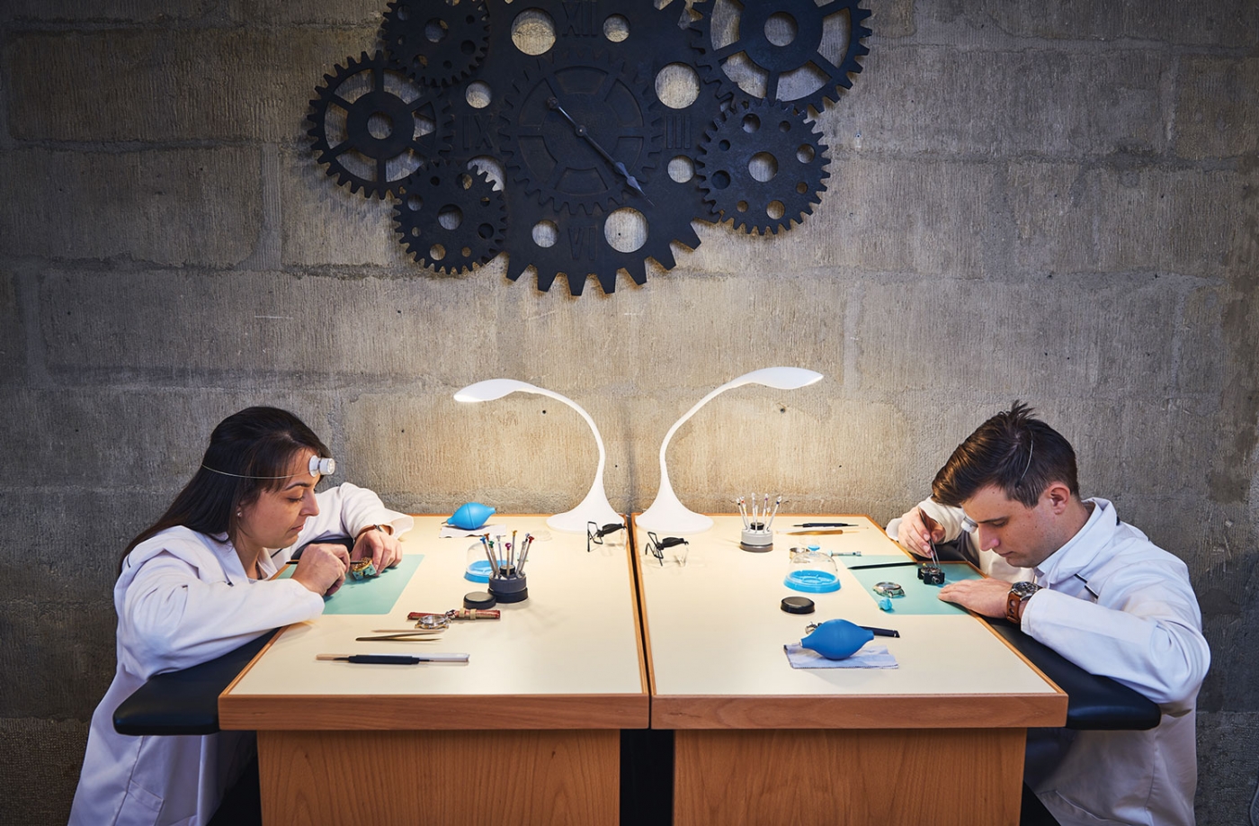 Initium Watchmaking Workshop - IM First Class